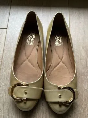 Salvatore Ferragamo | Shoes | Salvatore Ferragamo Metallic Gold Rounded ...